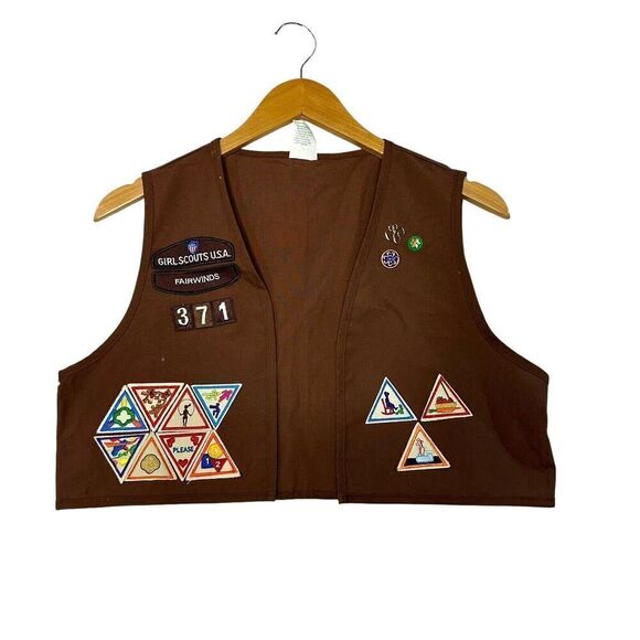 Girl Scouts | Accessories | Girl Scouts Brownie Vest Youthsz Large ...